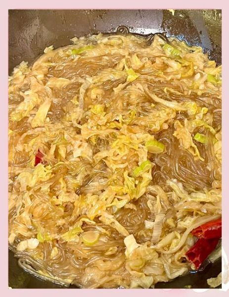 酸菜炒粉怎么炒不粘锅_酸菜炒粉用干米粉还是鲜粉-第1张图片-山城妙识 酸菜炒粉怎么炒不粘锅_酸菜炒粉用干米粉还是鲜粉-第1张图片-山城妙识