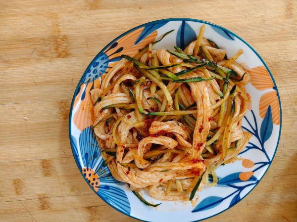 荷叶粉条怎么做好吃_荷叶粉条热量高吗-第3张图片-山城妙识