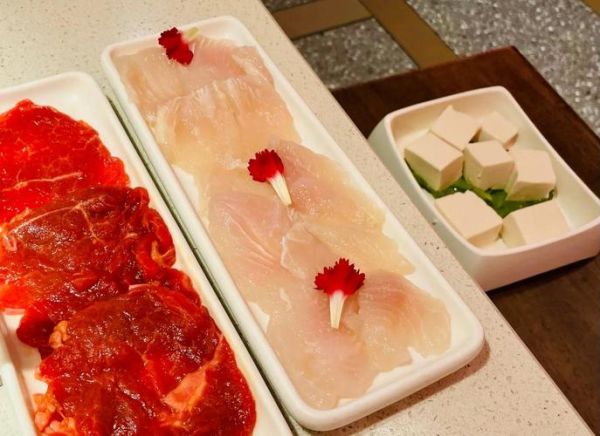 三鲜火锅底料怎么做_三鲜火锅配菜有哪些-第2张图片-山城妙识