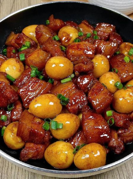 红烧肉和什么搭配最好吃_红烧肉最佳配菜推荐-第2张图片-山城妙识