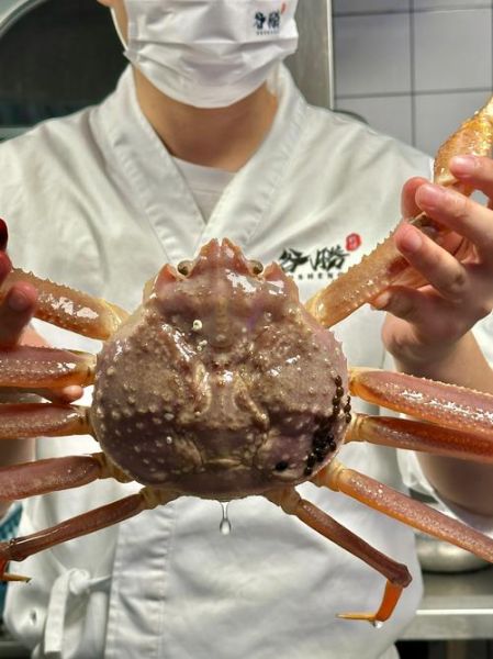 松叶蟹和帝王蟹哪个贵_价格差异全解析-第3张图片-山城妙识