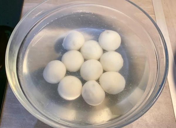 炸汤圆怎么做不爆_炸汤圆用冷冻还是现包-第1张图片-山城妙识