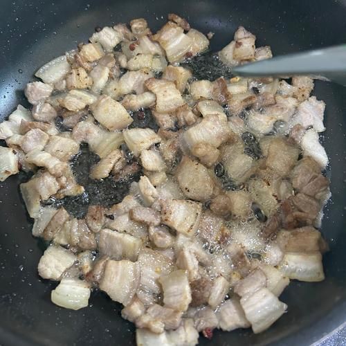 线椒炒肉怎么做_线椒炒肉用什么肉最好-第2张图片-山城妙识 线椒炒肉怎么做_线椒炒肉用什么肉最好-第2张图片-山城妙识