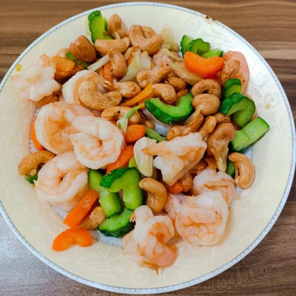 腰果虾仁的寓意是什么_腰果虾仁象征什么-第3张图片-山城妙识 腰果虾仁的寓意是什么_腰果虾仁象征什么-第3张图片-山城妙识