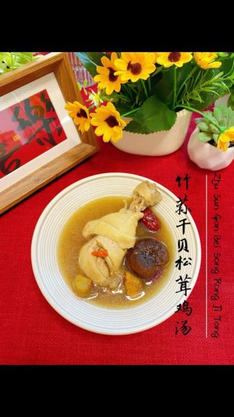 竹荪鸡汤的功效与作用_竹荪鸡汤适合什么人喝-第2张图片-山城妙识