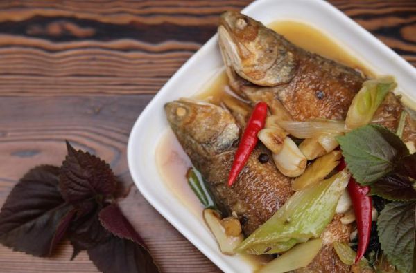 蒸海鱼的做法_蒸海鱼怎么做好吃-第1张图片-山城妙识