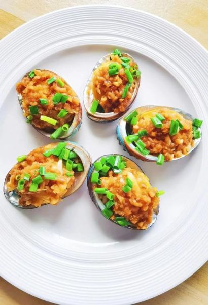 蒜蓉蒸鲜鲍鱼蒸几分钟_蒸多久口感最佳-第1张图片-山城妙识