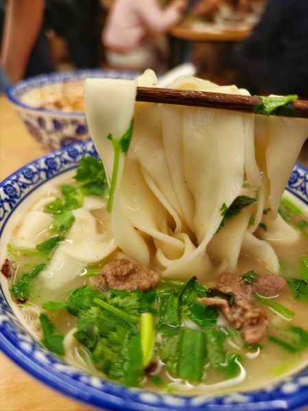 家庭版羊肉烩面怎么做_正宗羊肉烩面家常做法-第3张图片-山城妙识 家庭版羊肉烩面怎么做_正宗羊肉烩面家常做法-第3张图片-山城妙识