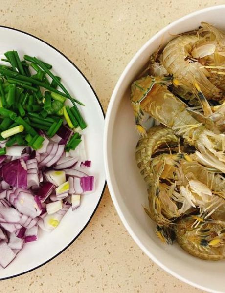 香辣皮皮虾怎么做好吃_香辣皮皮虾做法步骤-第1张图片-山城妙识