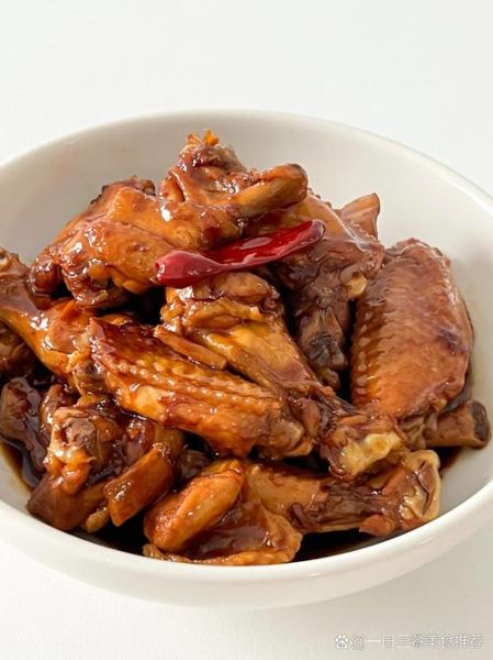 红烧香辣鸡翅怎么做_香辣鸡翅需要焯水吗-第3张图片-山城妙识