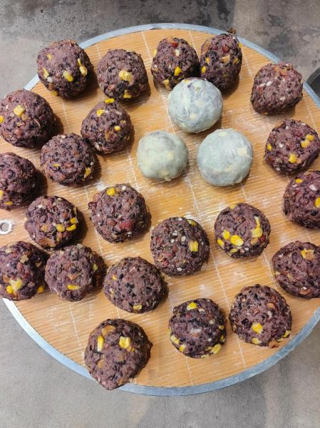 粘豆包怎么做_粘豆包的家常做法-第1张图片-山城妙识