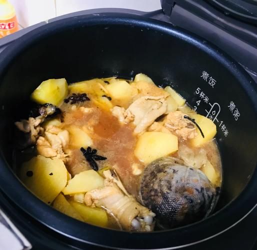 家常炖鸡块怎么做好吃_炖鸡块用什么调料最香-第2张图片-山城妙识 家常炖鸡块怎么做好吃_炖鸡块用什么调料最香-第2张图片-山城妙识