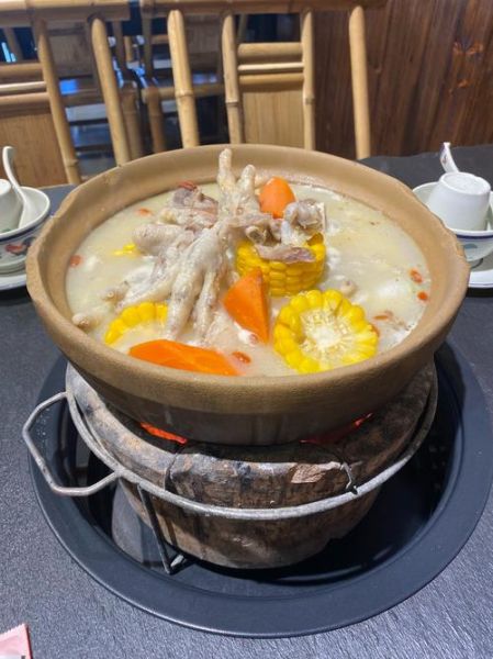 猪脊骨怎么做好吃_猪脊骨煲汤最佳搭配-第2张图片-山城妙识