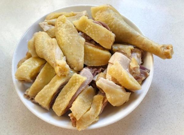 四川白切鸡怎么做_正宗川味白切鸡做法-第2张图片-山城妙识 四川白切鸡怎么做_正宗川味白切鸡做法-第2张图片-山城妙识