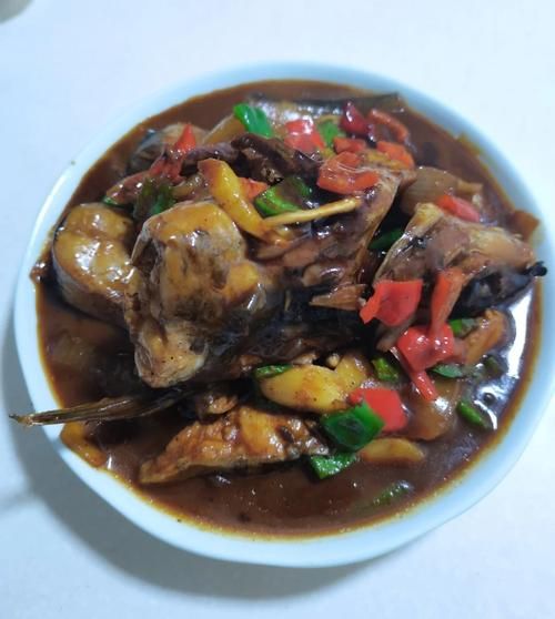 红烧鮰鱼怎么做好吃_红烧鮰鱼的做法窍门-第1张图片-山城妙识