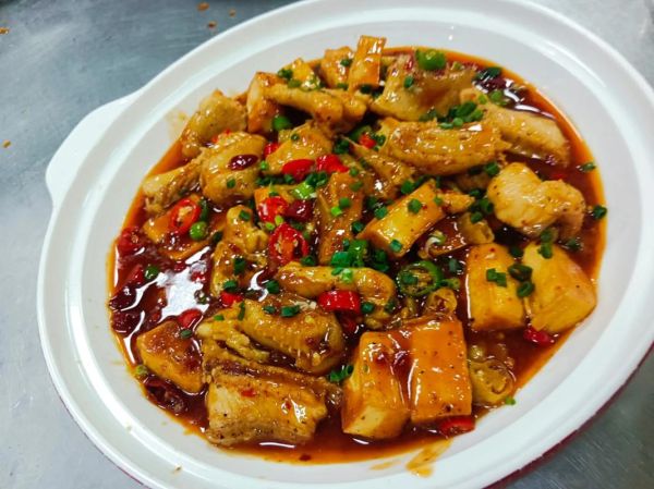 红烧鮰鱼怎么做好吃_红烧鮰鱼的做法窍门-第2张图片-山城妙识