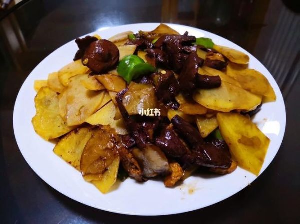 红蘑土豆片怎么做_红蘑土豆片家常做法-第3张图片-山城妙识