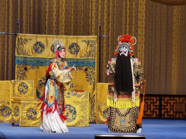 霸王别姬京剧剧情_霸王别姬历史背景-第1张图片-山城妙识