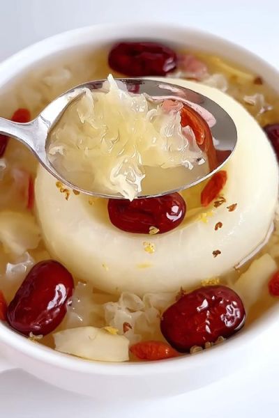 冰糖雪梨银耳汤的做法_润肺止咳多久见效-第2张图片-山城妙识