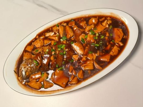 豆腐红烧鱼怎么做_家常做法步骤详解-第1张图片-山城妙识 豆腐红烧鱼怎么做_家常做法步骤详解-第1张图片-山城妙识