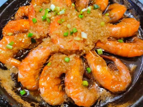 爆炒蒜蓉基围虾怎么做_蒜蓉基围虾家常做法-第2张图片-山城妙识