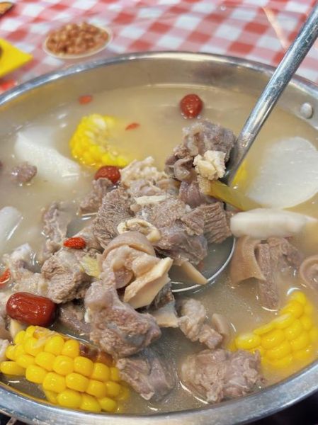 麻辣羊肉火锅怎么做_正宗配料有哪些-第1张图片-山城妙识