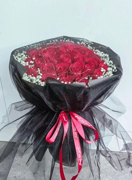 11朵玫瑰代表什么_33朵玫瑰代表什么-第1张图片-山城妙识