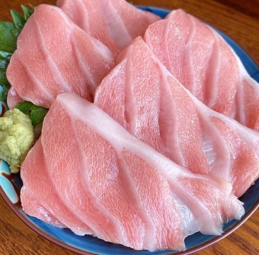 金枪鱼口感像什么肉_和牛肉对比-第2张图片-山城妙识