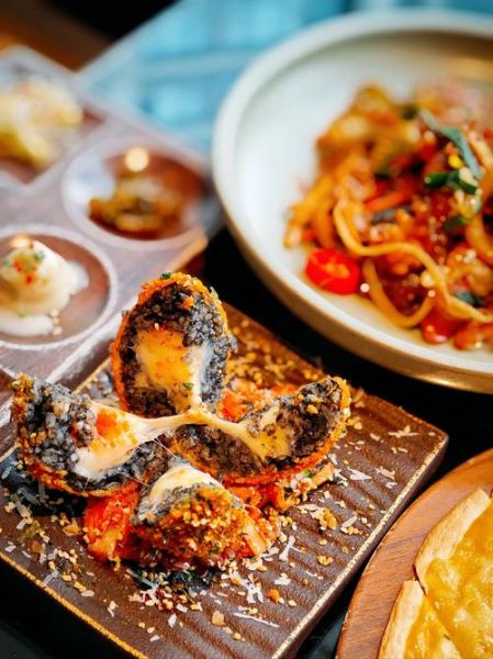 韩国料理图片实拍_正宗韩餐摆盘技巧-第3张图片-山城妙识 韩国料理图片实拍_正宗韩餐摆盘技巧-第3张图片-山城妙识