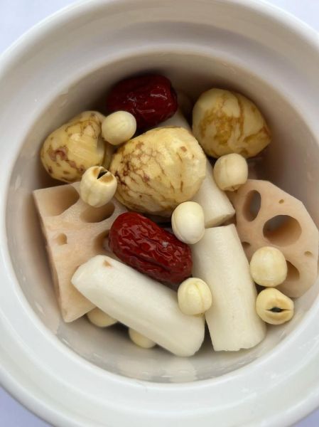 莲藕排骨汤怎么炖_莲藕排骨汤炖多久-第2张图片-山城妙识 莲藕排骨汤怎么炖_莲藕排骨汤炖多久-第2张图片-山城妙识