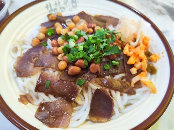 正宗桂林米粉怎么做_正宗桂林米粉哪家好吃-第3张图片-山城妙识