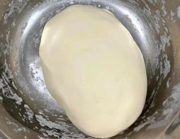 白糖十分钟发面方法_十分钟发面怎么做-第1张图片-山城妙识