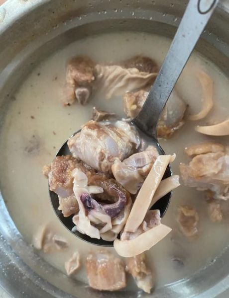 鱿鱼干煲汤搭配什么好喝_最佳食材推荐-第1张图片-山城妙识