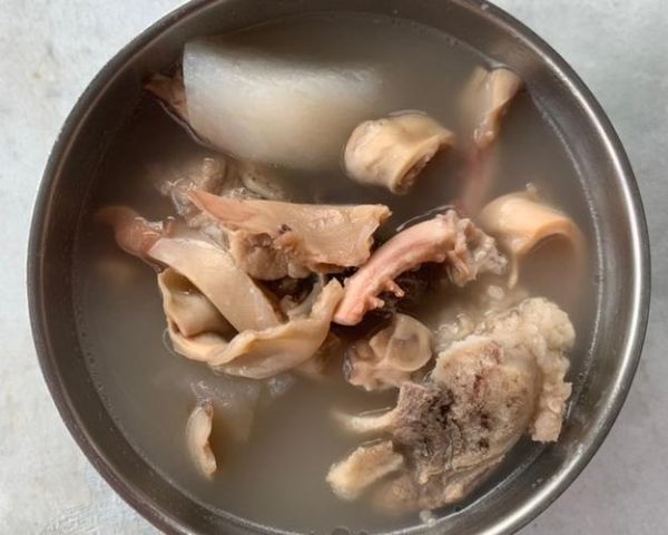 鱿鱼干煲汤搭配什么好喝_最佳食材推荐-第3张图片-山城妙识