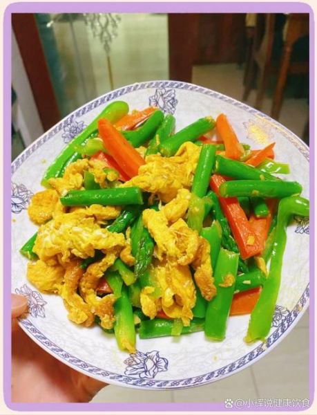 芦笋炒鸡蛋怎么炒才嫩_芦笋炒鸡蛋要不要焯水-第3张图片-山城妙识 芦笋炒鸡蛋怎么炒才嫩_芦笋炒鸡蛋要不要焯水-第3张图片-山城妙识