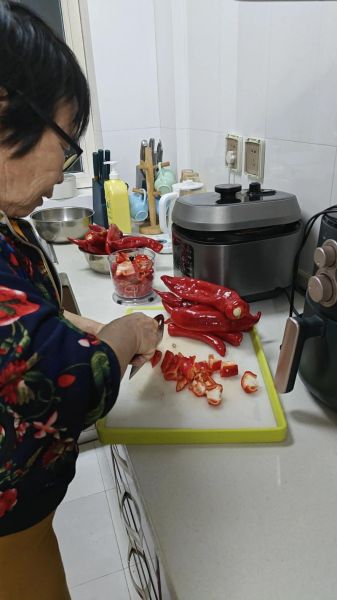 红辣椒酱怎么做_自制辣椒酱配方-第3张图片-山城妙识 红辣椒酱怎么做_自制辣椒酱配方-第3张图片-山城妙识