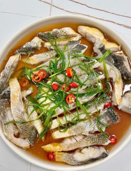 清蒸黄花鱼怎么做好吃_清蒸黄花鱼蒸几分钟-第1张图片-山城妙识