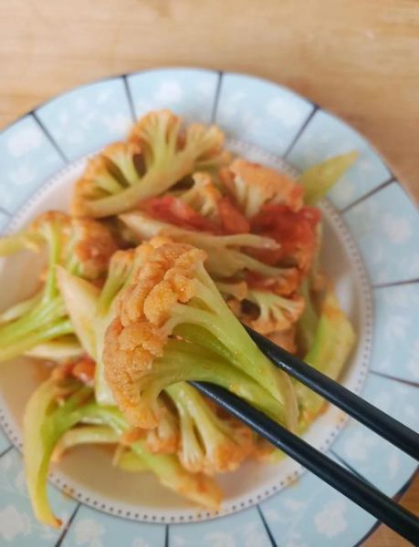 西红柿炒菜花怎么炒_西红柿炒菜花用不用焯水-第2张图片-山城妙识