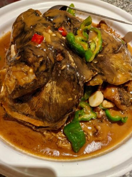 胖头鱼怎么炖好吃_胖头鱼炖多久才入味-第1张图片-山城妙识 胖头鱼怎么炖好吃_胖头鱼炖多久才入味-第1张图片-山城妙识