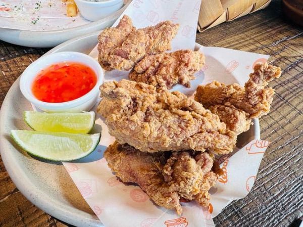 炸鸡块怎么炸才又脆又嫩_炸鸡块用什么粉更酥脆-第3张图片-山城妙识