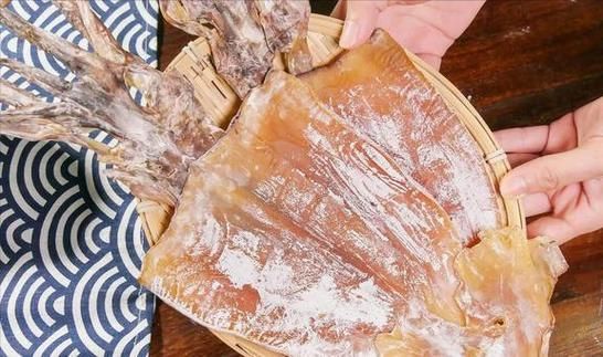 鱿鱼干怎么泡发_鱿鱼干和干鱿鱼的区别-第3张图片-山城妙识