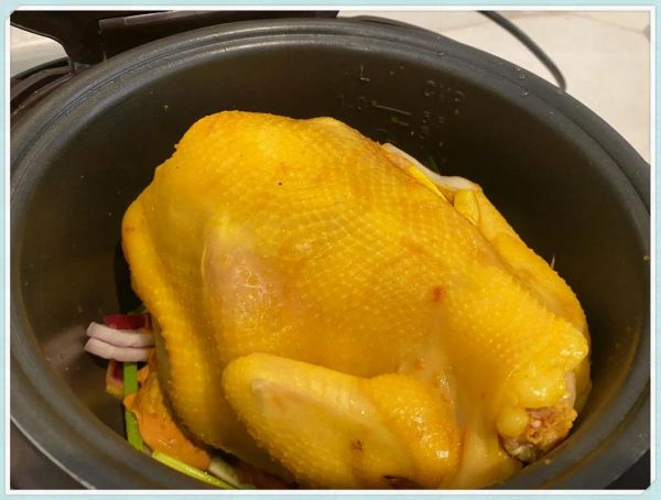 电饭煲盐焗鸡怎么做_盐焗鸡需要焯水吗-第3张图片-山城妙识 电饭煲盐焗鸡怎么做_盐焗鸡需要焯水吗-第3张图片-山城妙识