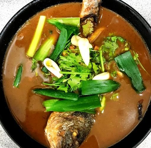 草鱼怎么炖好吃又简单家常_草鱼炖多久才入味-第1张图片-山城妙识