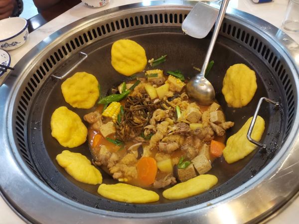 铁锅炖大鹅是什么梗_铁锅炖大鹅怎么火起来的-第3张图片-山城妙识