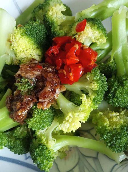 西兰花怎么做好吃_西兰花焯水几分钟才脆绿-第3张图片-山城妙识