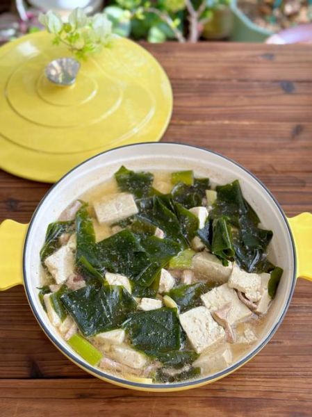 韩式海带豆腐汤怎么做_海带豆腐汤怎么熬不腥-第1张图片-山城妙识 韩式海带豆腐汤怎么做_海带豆腐汤怎么熬不腥-第1张图片-山城妙识