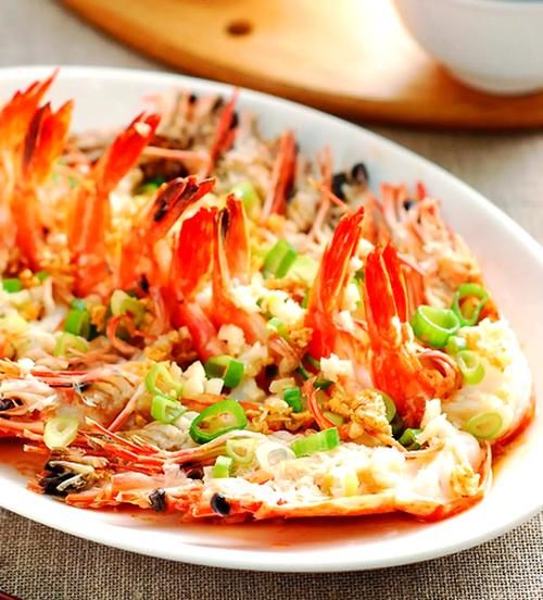 清蒸大白虾怎么做_清蒸大白虾要蒸几分钟-第2张图片-山城妙识 清蒸大白虾怎么做_清蒸大白虾要蒸几分钟-第2张图片-山城妙识