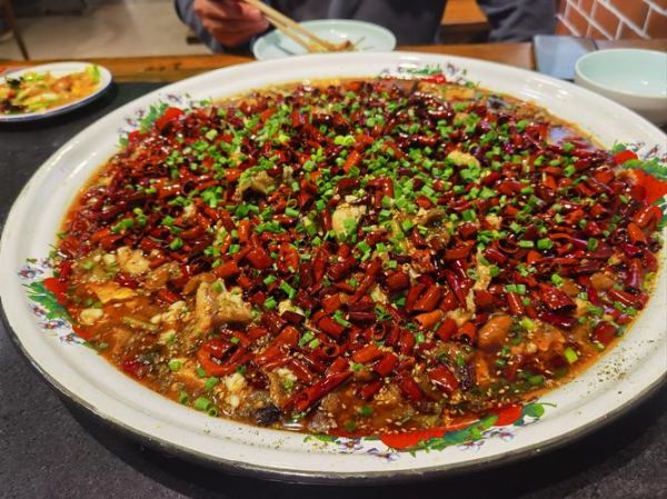 璧山来凤鱼怎么做_正宗璧山来凤鱼做法视频-第2张图片-山城妙识