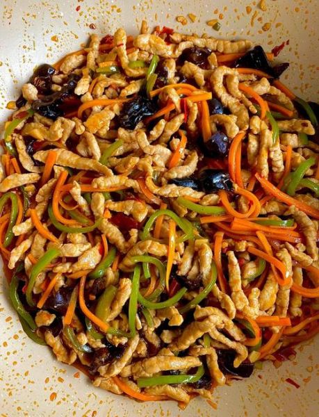 鱼香肉丝怎么做最好吃_正宗川味家常做法-第1张图片-山城妙识 鱼香肉丝怎么做最好吃_正宗川味家常做法-第1张图片-山城妙识