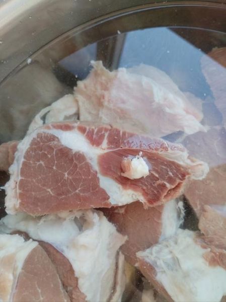 牛腱子肉怎么炖才烂_牛腱肉焯水用冷水还是热水-第3张图片-山城妙识